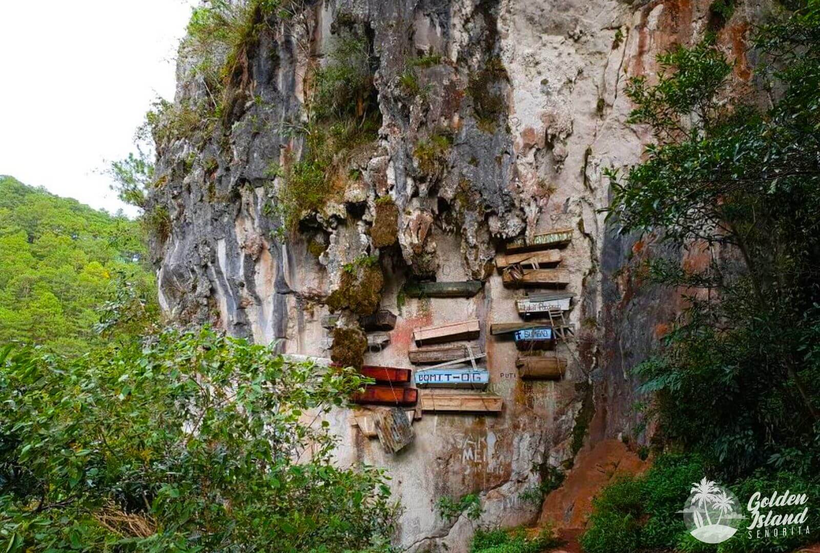 Echo Valley's Enigmatic Hanging Coffins: A Closer Look At Sagada ...